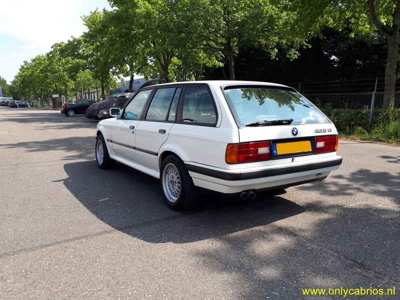 1990 BMW 325ix E30 touring - Only Cabrios